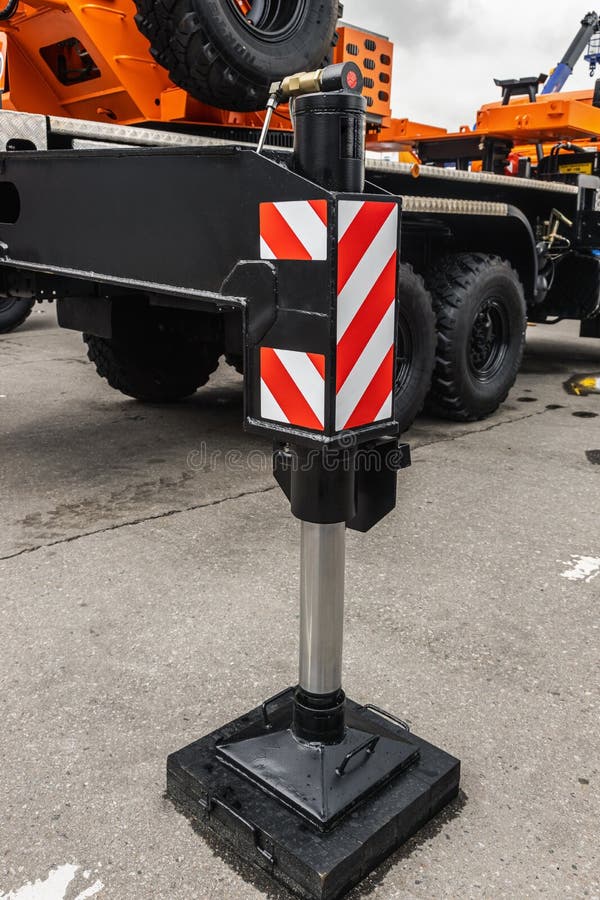 Hydraulic Support for Heavy Duty Construction Crane Stock Photo - Image ...
