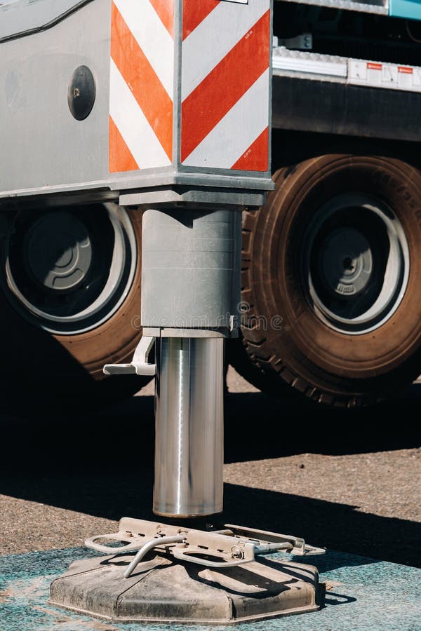 Hydraulic Crane Leg Supports Stock Photos - Free & Royalty-Free Stock ...