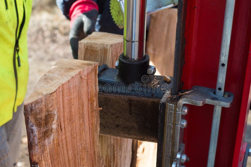 Hydraulic wood cutter stock image. Image of smart, wood - 17905371