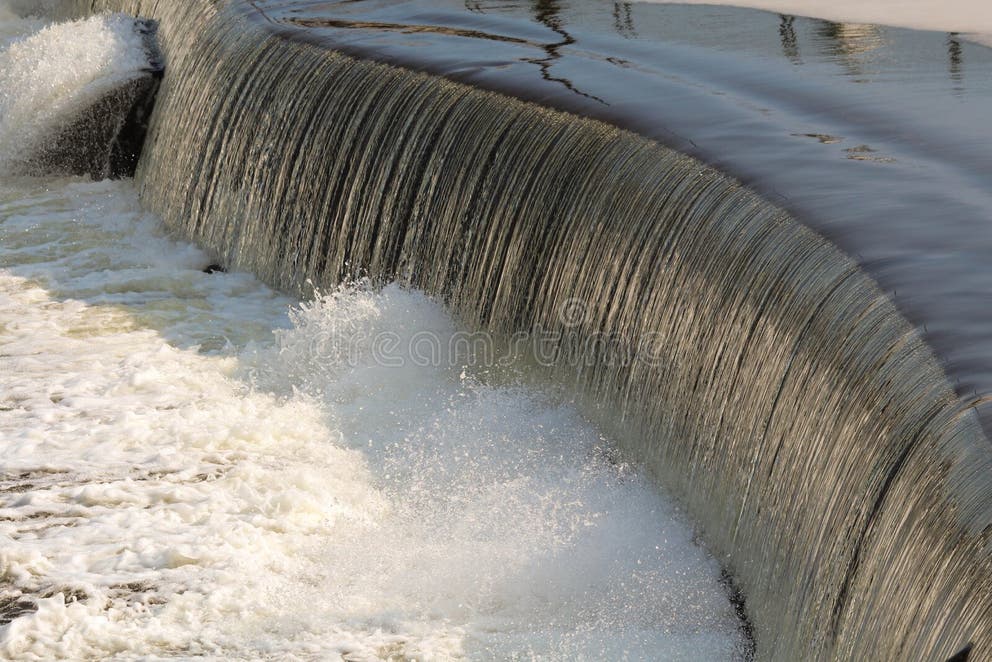 Hydroelectric Dam stock photo. Image of flow, causeway - 39716154