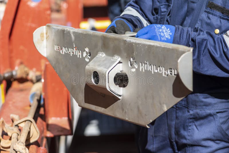 New HydroPen System Tool, Water-based Drilling Machine Which Can Fight ...