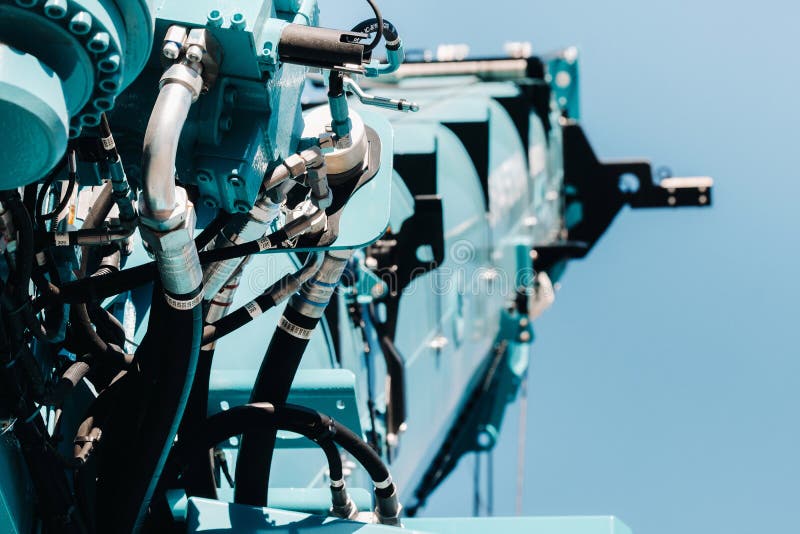 Hydrostatic Crane Engine.the Control System of the Crane Engine.Lifting ...