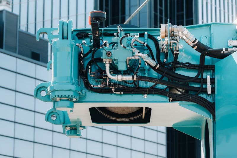 Hydrostatic Crane Engine.the Control System of the Crane Engine.Lifting ...