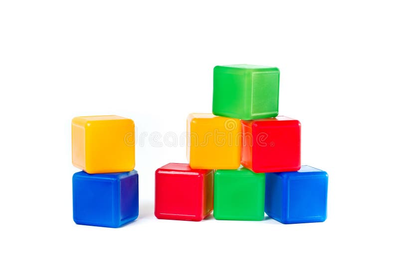 I Cubi Colorati Dei Bambini Di Plastica Immagine Stock - Immagine di percorso, ritaglio: 35172963