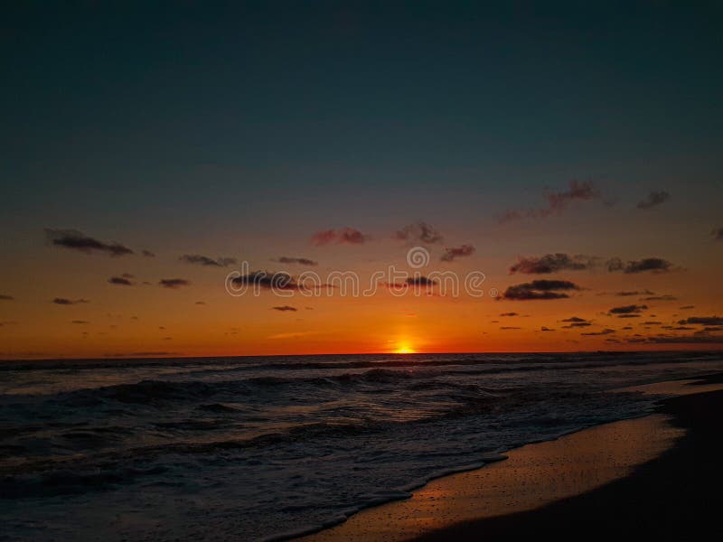 I Feel at Peace with the Sunset Stock Photo - Image of cloud, dusk ...