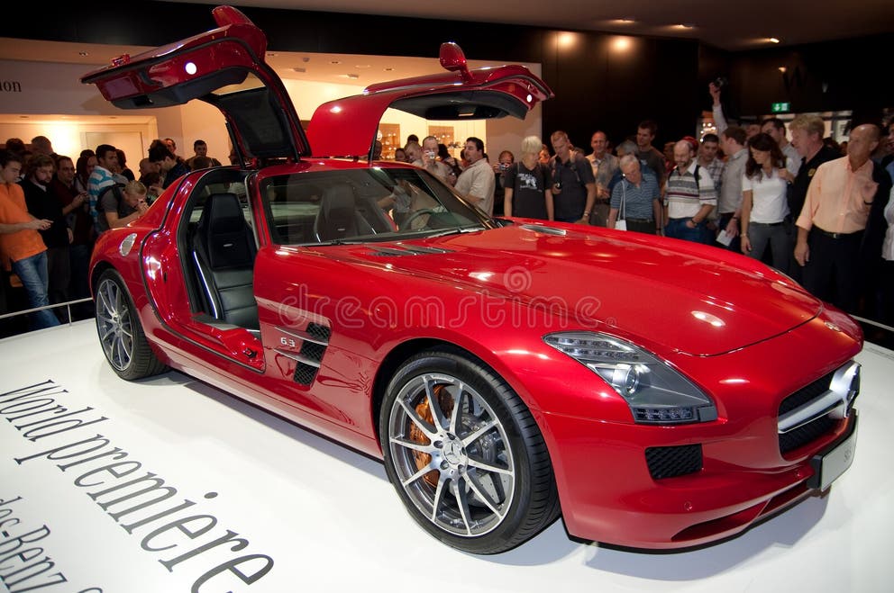 IAA Frankfurt editorial photography. Image of mercedes - 12165572