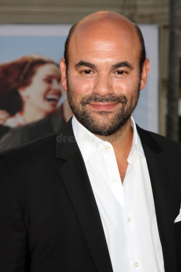 Ian Gomez editorial stock image. Image of crowne, larry - 23928564