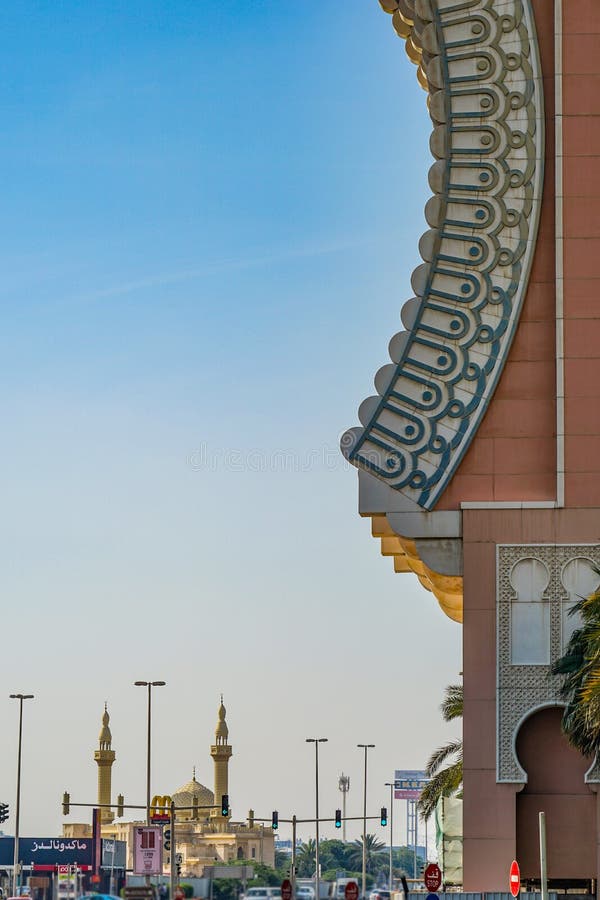 Ibn battuta gate uae dubai stockfoto. Bild von geöffnet - 215953796