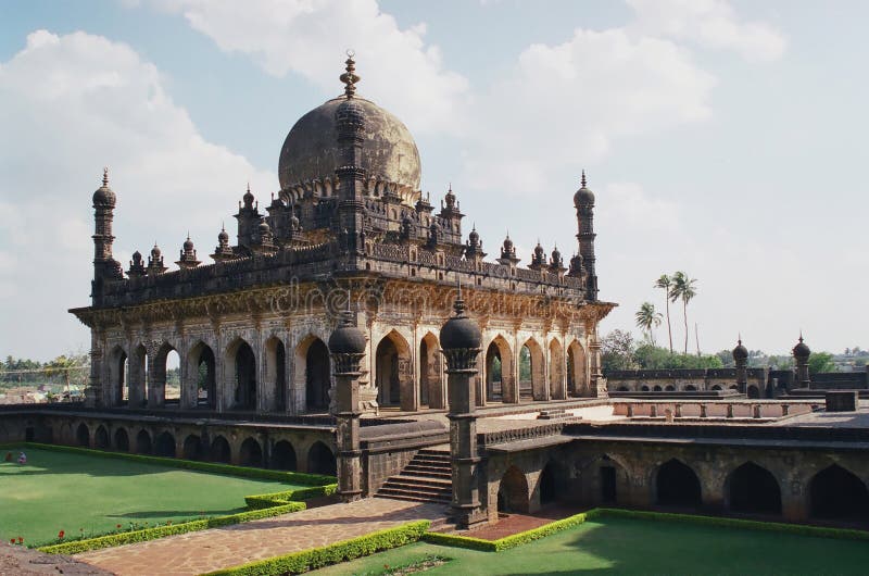 Ibrahim Rouza, #1 stock image. Image of decorative, curve - 1905723