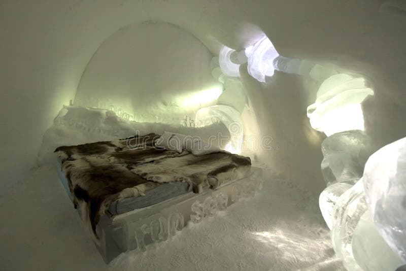 Ice Hotel Sculpture editorial stock image. Image of arctic - 87370069