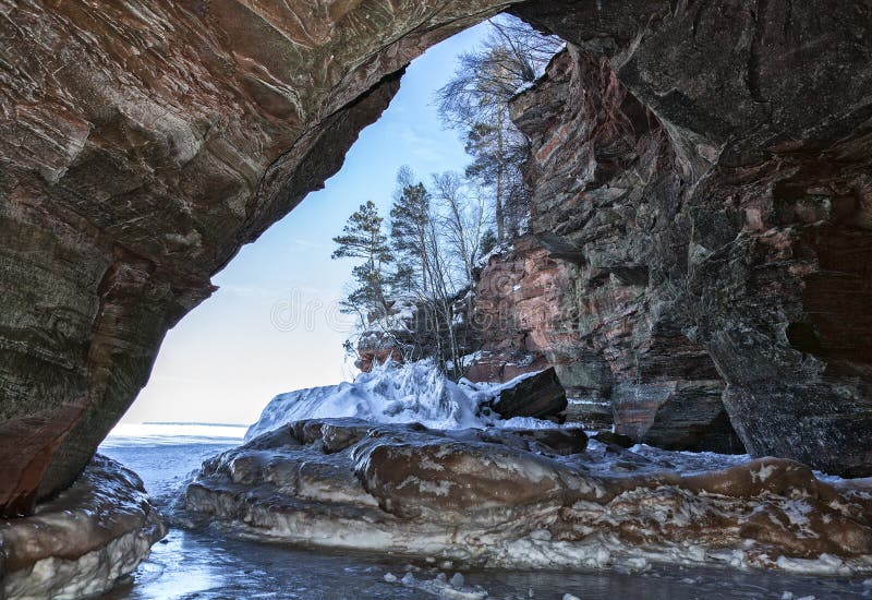 Tunnel Arch Rock, Pictured Rocks National Lakeshore Stock Image - Image ...