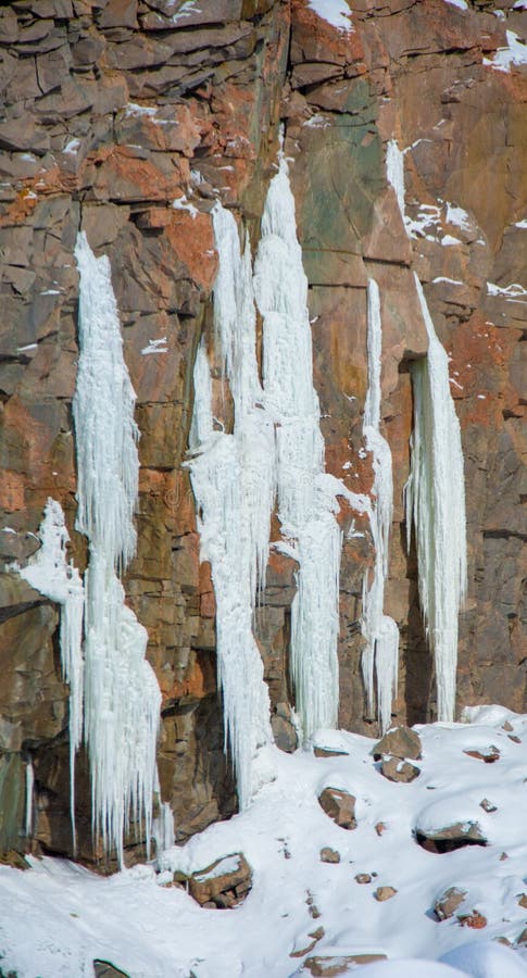 Ice on the Cliff of a Quarry Stock Image - Image of trees, blue: 209767655