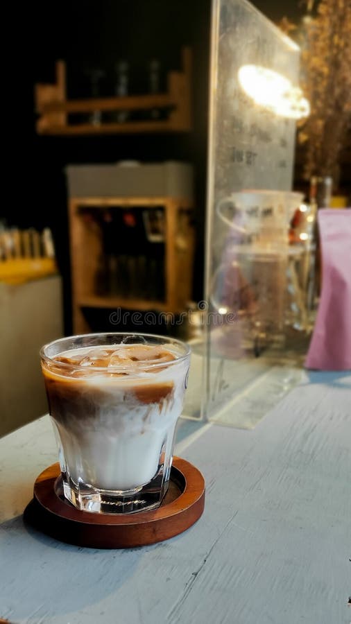 Ice Caffe Latte stock image. Image of liqueur, dish - 255914237