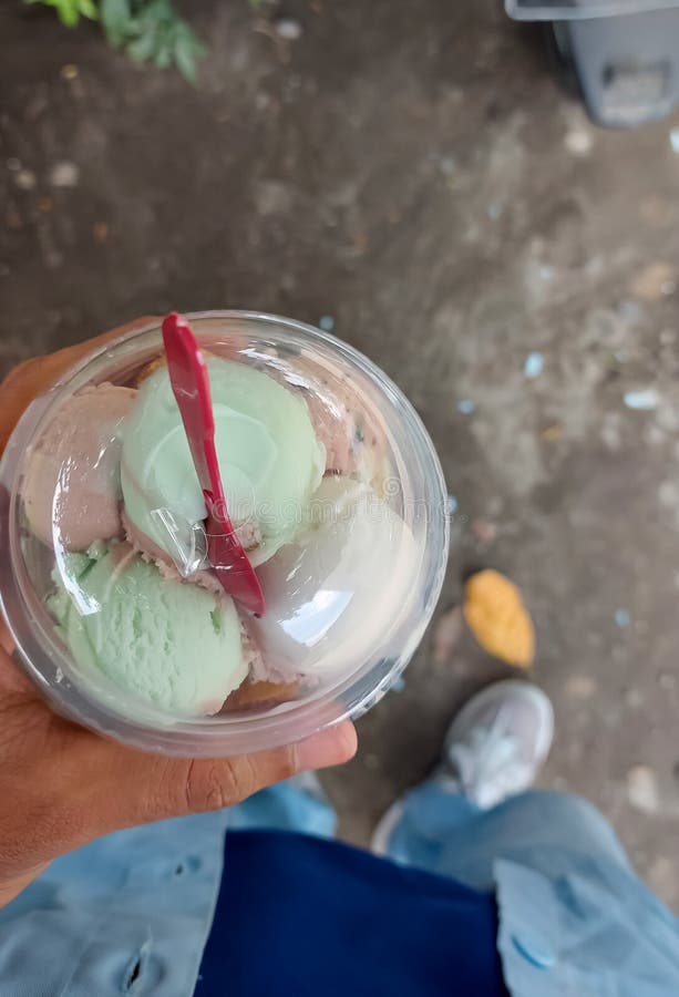 Ice Cream in Bowl Held by Man S Hand Stock Image - Image of cream ...