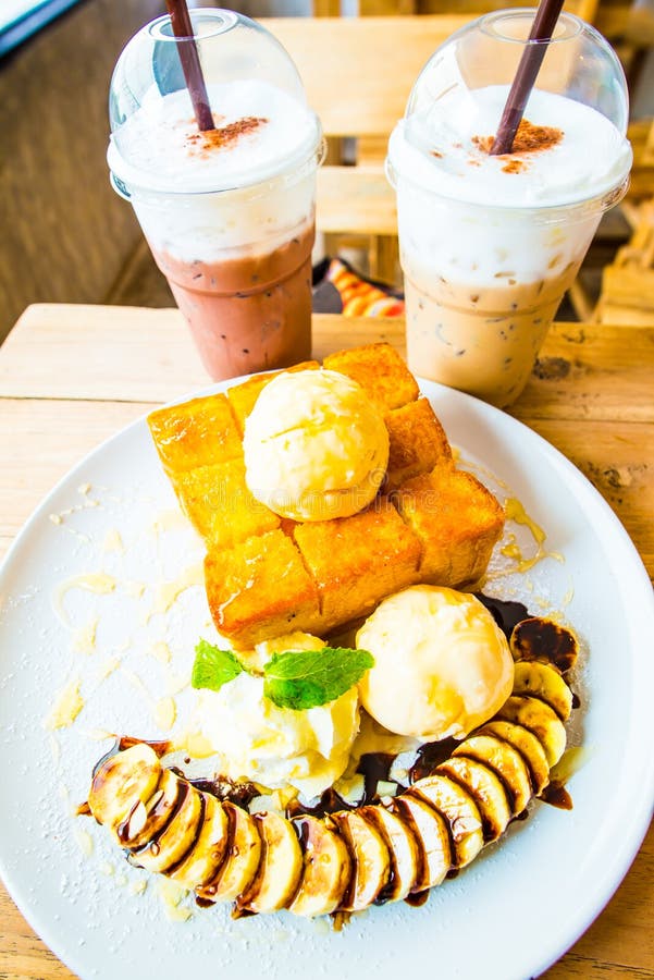 Ice Cream on Bread with White Dish Stock Photo - Image of bakery, plate ...