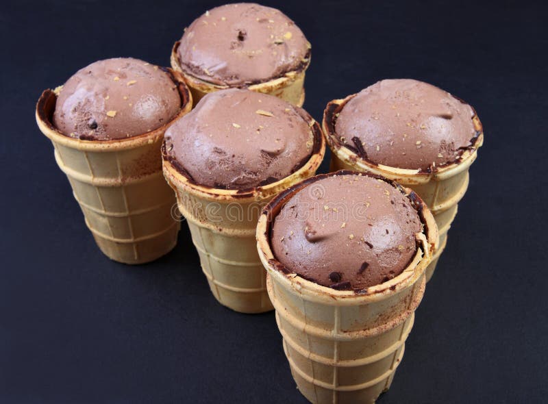Ice cream in cups stock image. Image of serving, chocolate - 14465943