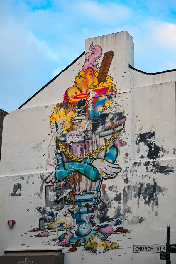 Ice Cream Graffiti Brighton Editorial Image - Image of house, exterior ...