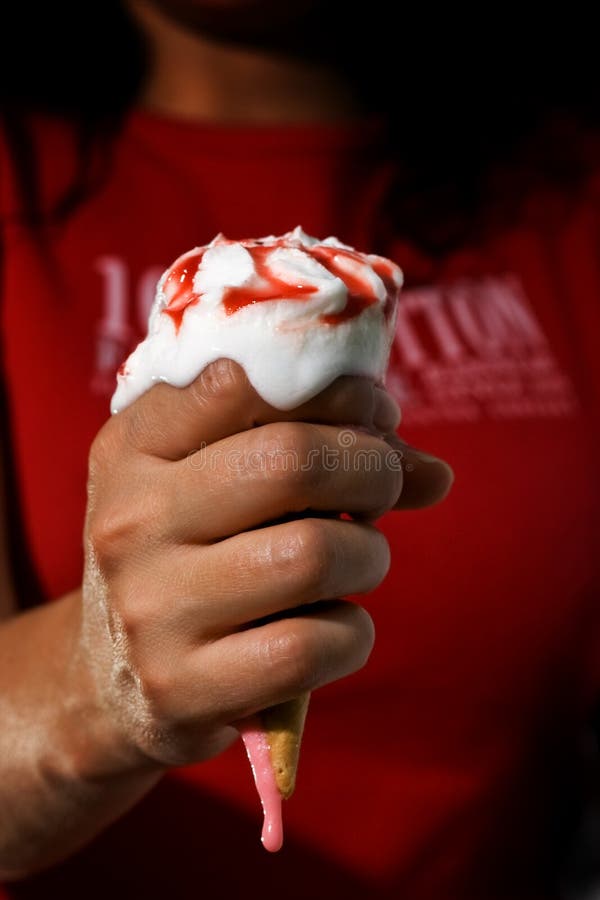 Ice cream in the hand stock photo. Image of sweet, melt - 21894472