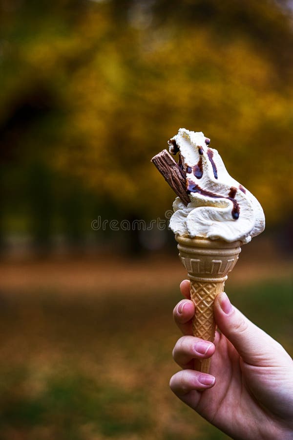 Ice cream on hand stock image. Image of flavor, 99er - 171870325