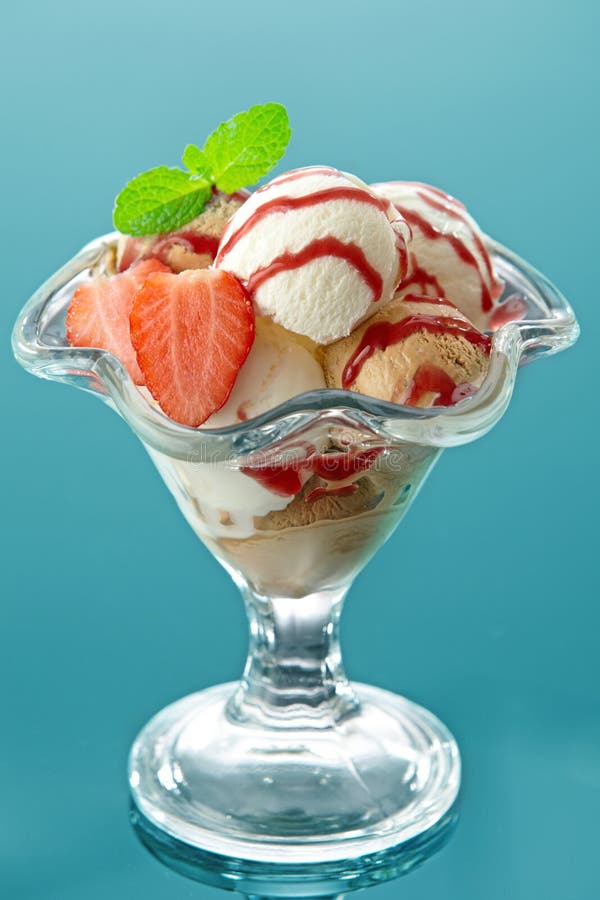 Five Different Flavor Ice Cream Sundaes Stock Photo - Image of ...