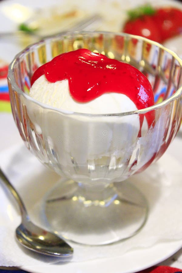 Ice Cream Poured Raspberry Syrup Stock Photo - Image of sirup, icecream ...
