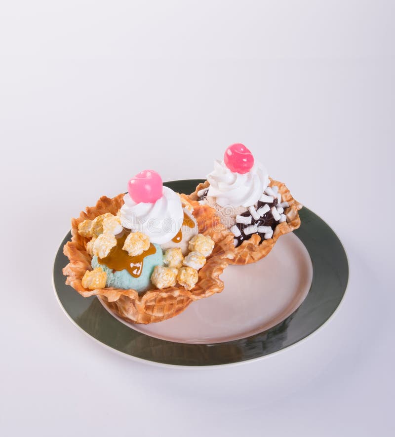 Mixed Ice with Vanilla Ice-cream and Peanuts Stock Image - Image of ...