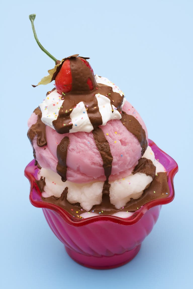 56,314 Ice Cream Sundae Stock Photos - Free & Royalty-Free Stock Photos ...