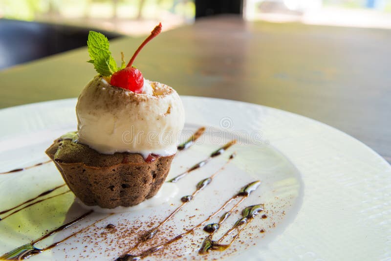 Ice cream sundae cupcake stock image. Image of baked - 75663027