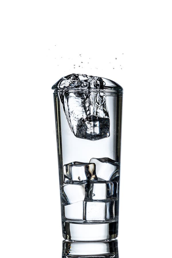 Ice Cube Fall Glass Water Cause Splash Stock Photos - Free & Royalty ...