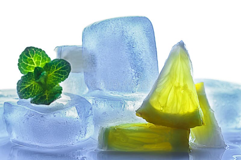 Ice Cubes with Pieces of Lemon Stock Photo - Image of melts, mint: 52029536