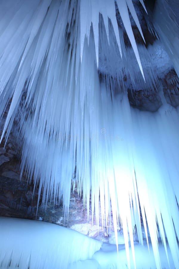 Ice hanging stock image. Image of crystallization, cave - 15558873
