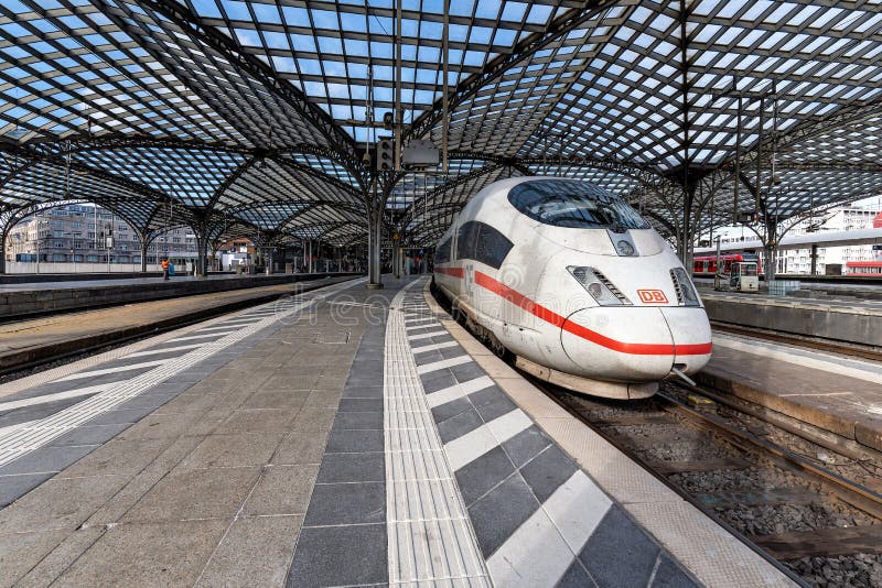 ICE 3 editorial photography. Image of passenger, railway - 260903032