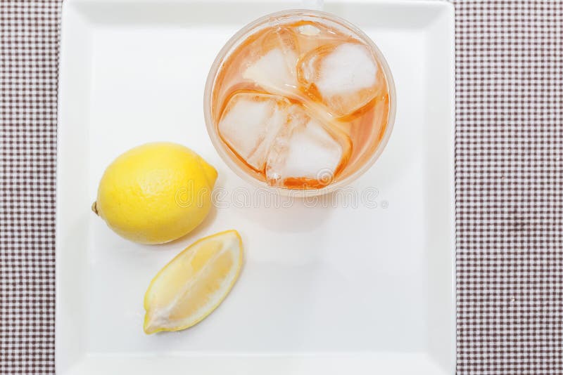 Ice Lemon Tea with Lemon Slice Stock Photo - Image of drink, citrus ...