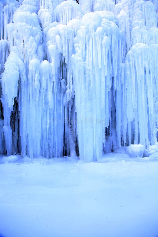 Ice waterfall stock image. Image of climate, frosty - 173399359