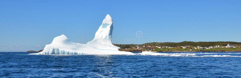 Iceberg imagen de archivo. Imagen de recorrido, global - 42519531