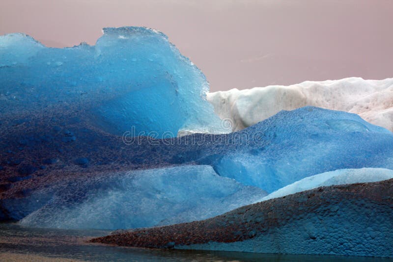 Iceberg da geleira, Alaska foto de stock. Imagem de geleira - 6966838