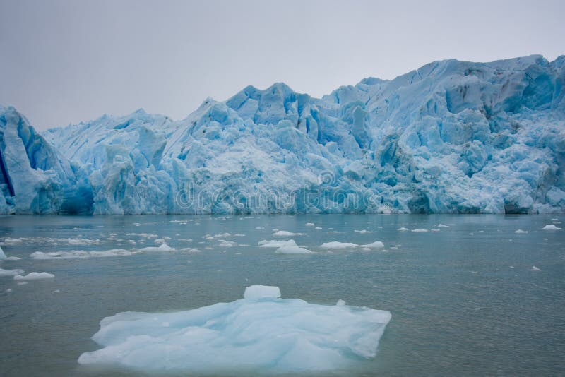 Iceberg e geleira foto de stock. Imagem de intocada, pimenta - 17722442