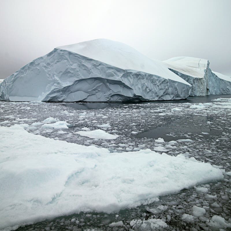Icebergs on the Arctic Ocean Stock Photo - Image of blue, glacier ...