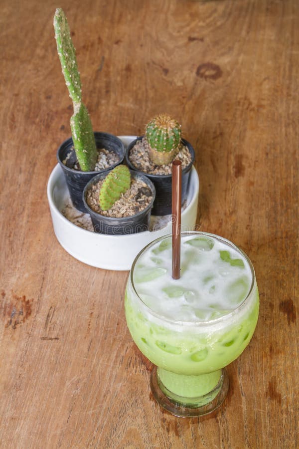 Iced green tea stock image. Image of diet, freshness - 60145841