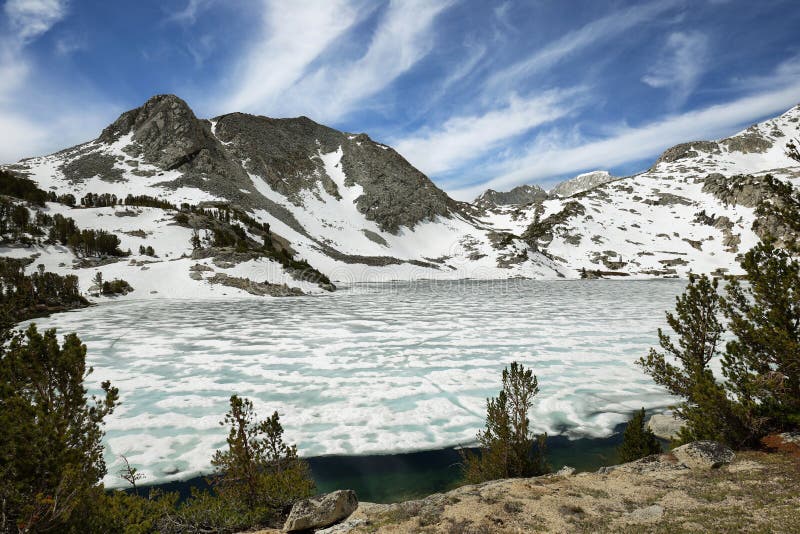Iced Ruby lake, California stock image. Image of ruby - 76338699