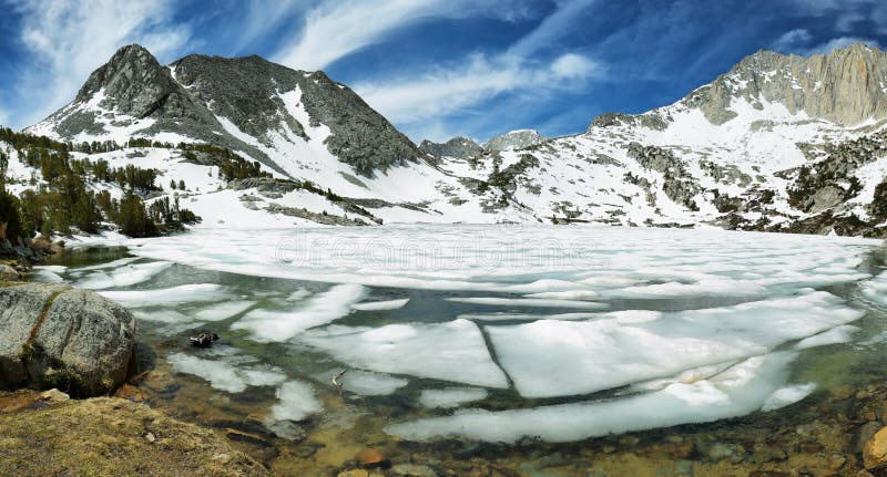 Iced Ruby lake, California stock photo. Image of forest - 89661466
