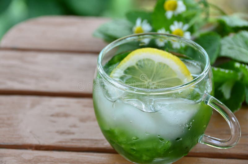 Iced tea stock image. Image of drink, break, cafe, leaves - 39555891