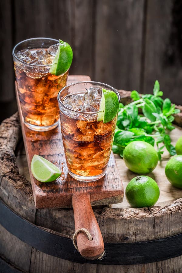 Iced Tea with Ice Cubes and Mint Stock Image - Image of cold, juice ...