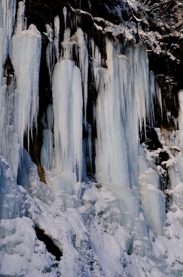 Icefall stock photo. Image of river, frozen, moss, kayaking - 90489000