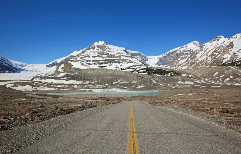 Icefield Parkway stock photo. Image of cliffs, athabasca - 144590714