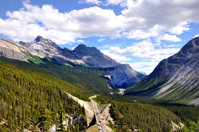 Icefields Parkway Aerial View Stock Image - Image of habitats ...