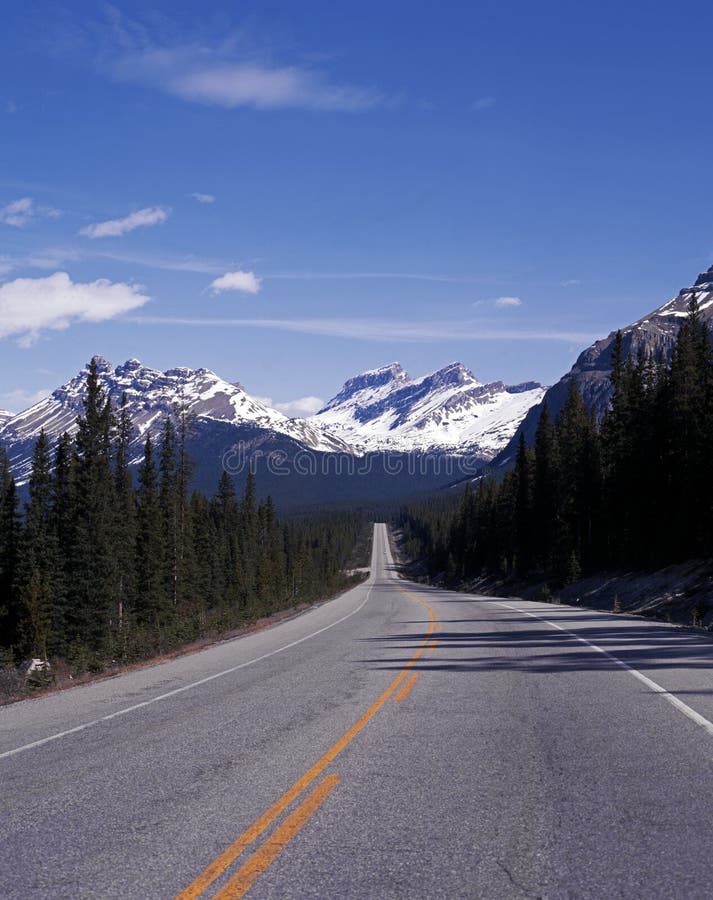 Icefields Parkway, Alberta, Canada. Stock Image - Image of landscapes ...