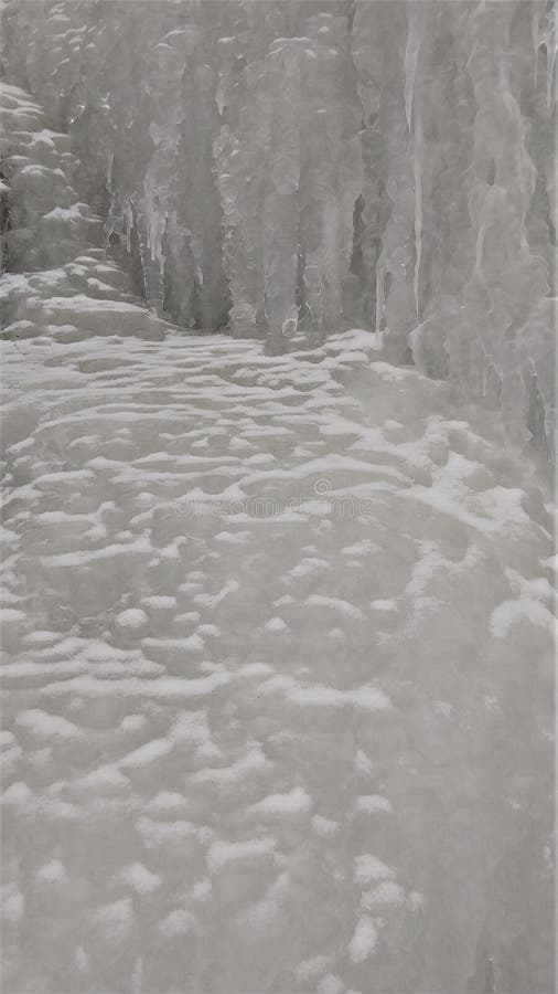 Iceflow dusted with snow stock image. Image of grey - 137143897