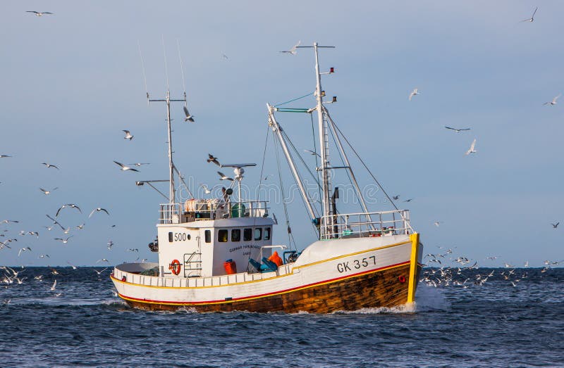 Icelandic fishing boat editorial stock photo. Image of stripes - 38221673