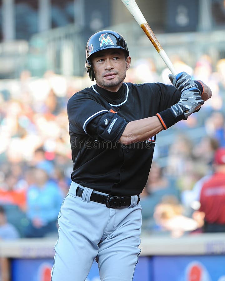 Ichiro Suzuki editorial stock photo. Image of game, pitcher - 74435248